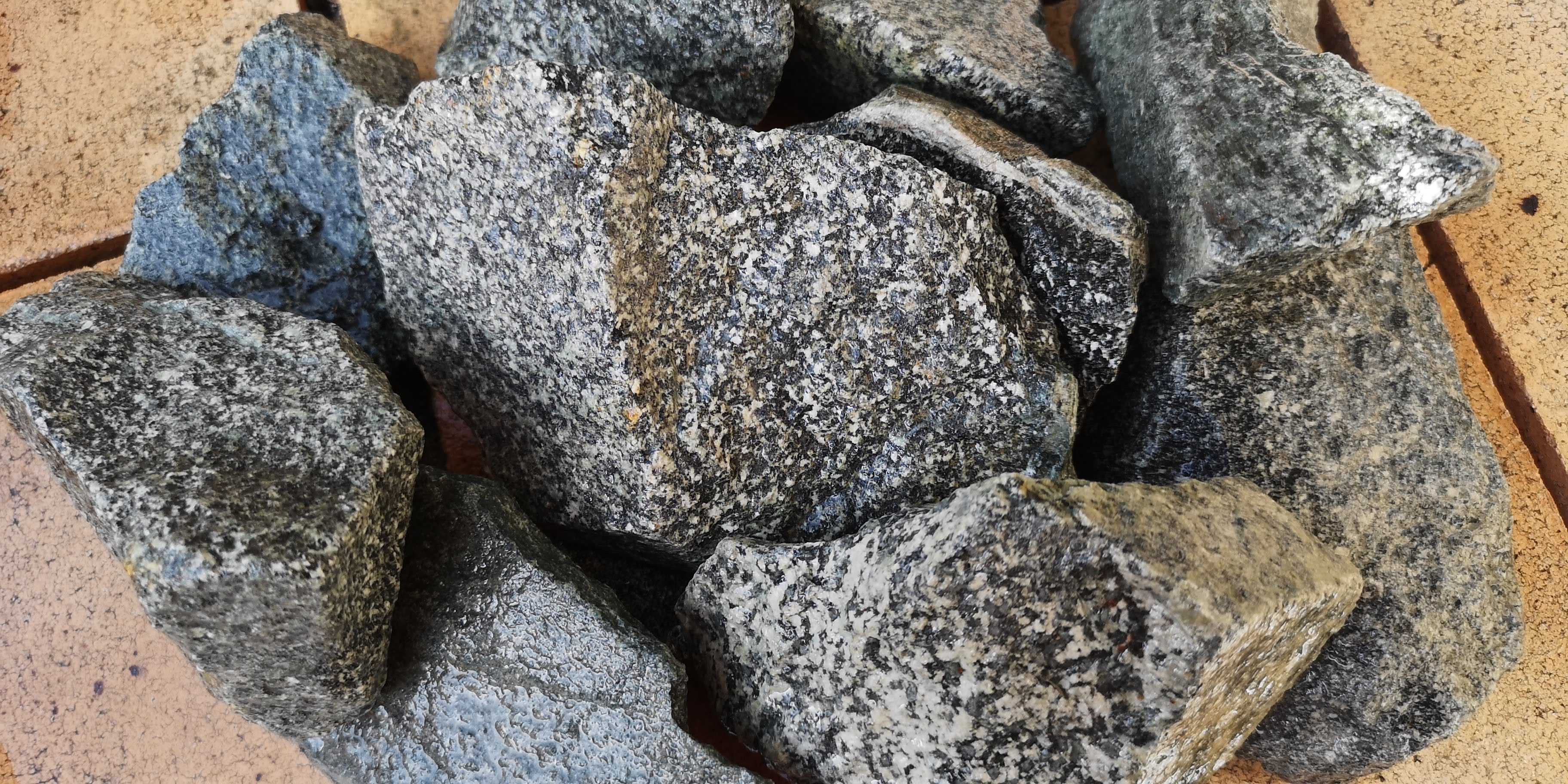 Gabro Diabaz, superior - E-shop Saunového mága