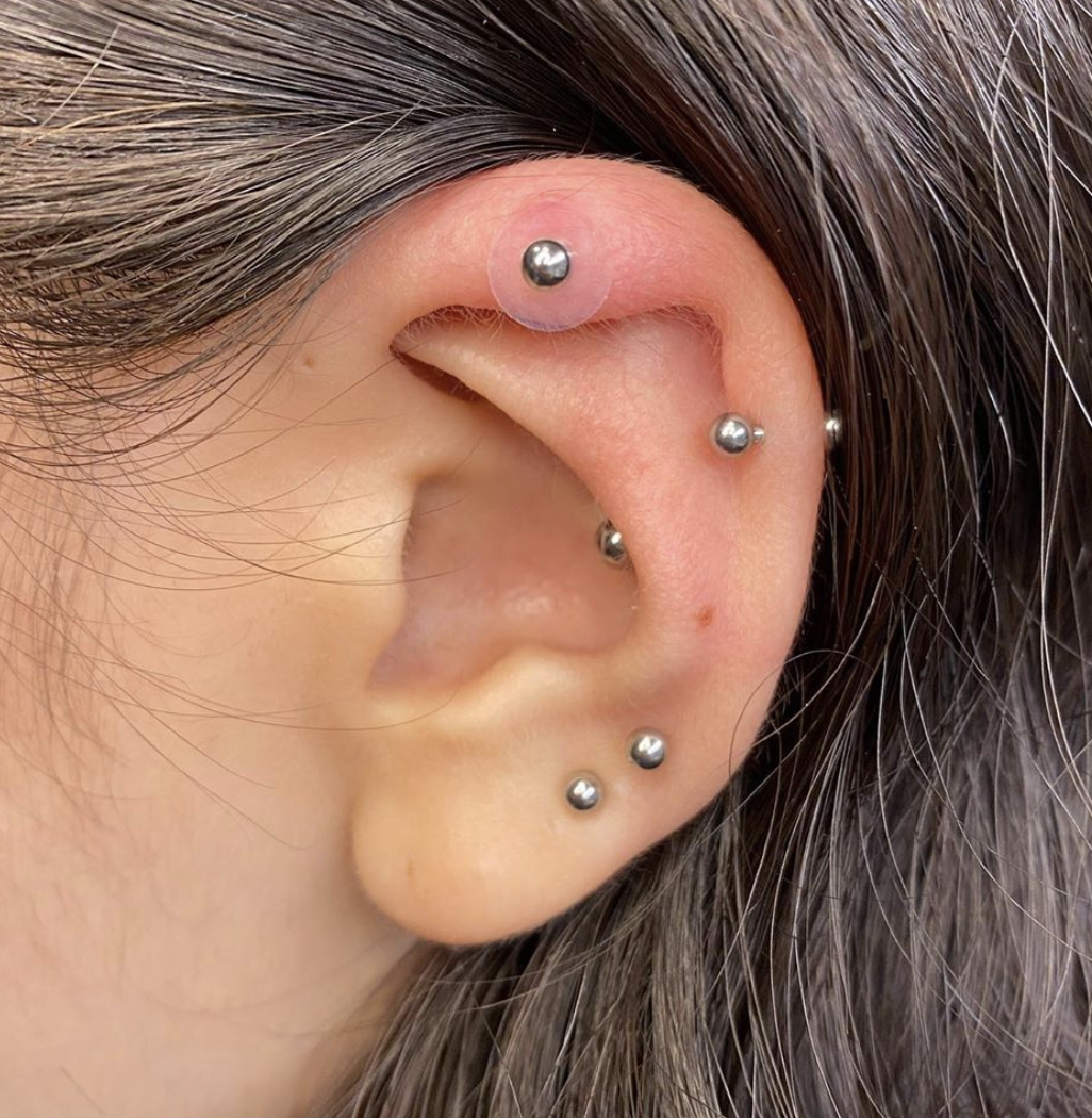 Boulička u piercingu - Hojení bouliček a keloidů