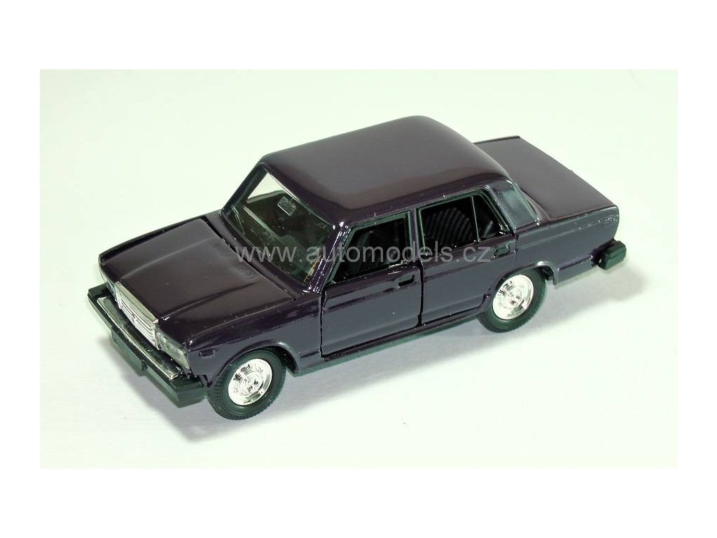 LADA VAZ – 2107 baklažánová - Automodels.cz