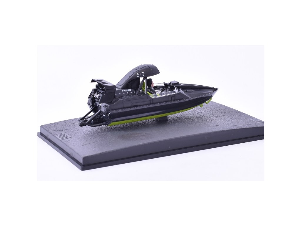 Q boat James Bond 1:43 časopis AutoModels s modelem - Automodels.cz