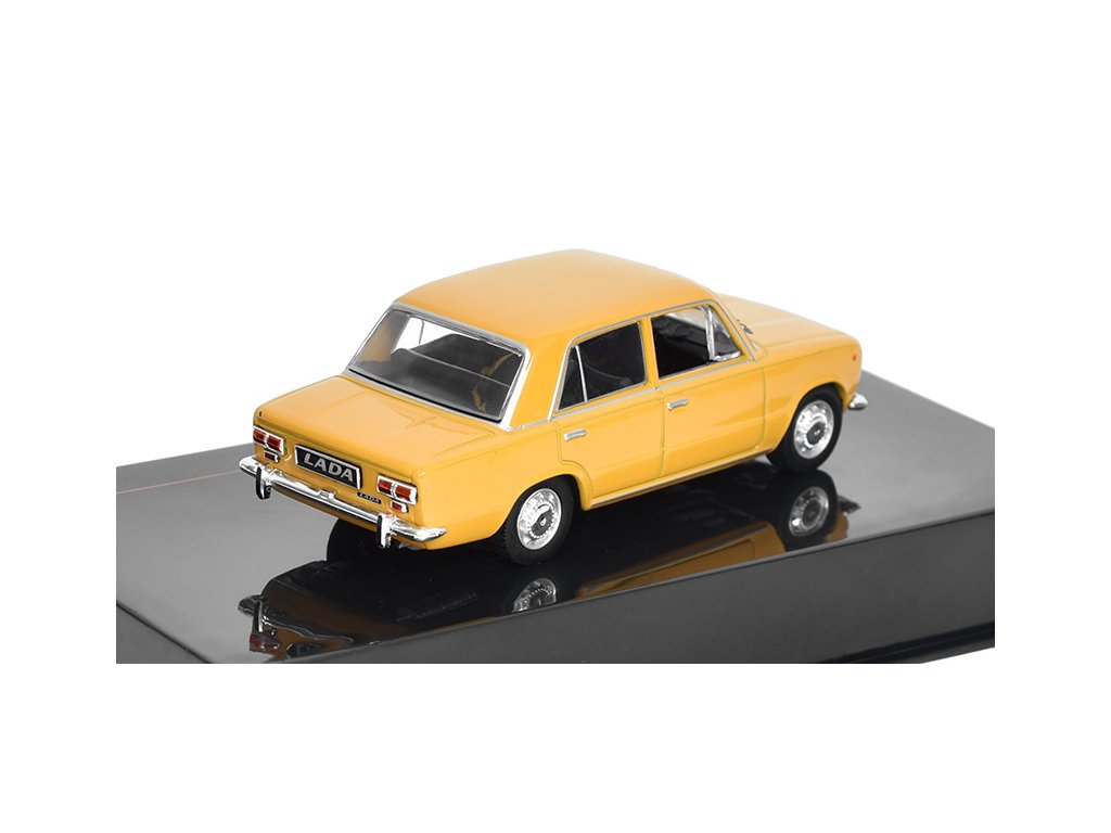 Lada 1200 VAZ-2101 1970 1:43 - IXO Models - Automodels.cz