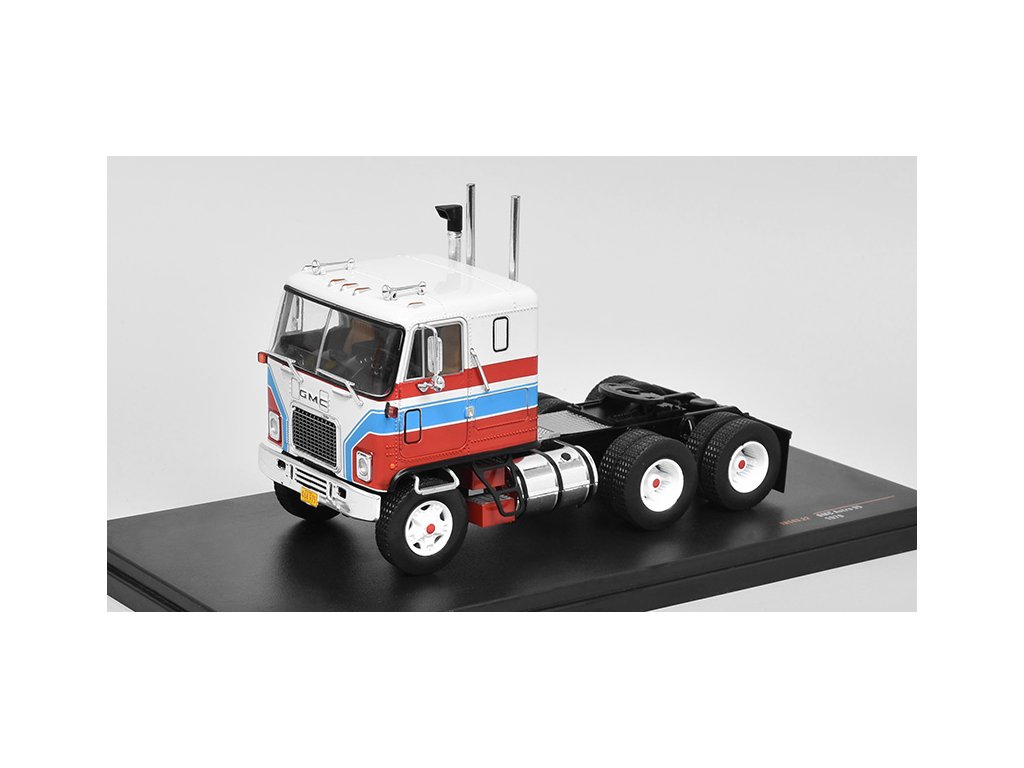GMC Astro 95 - 1970 1:43 - IXO Models - Automodels.cz