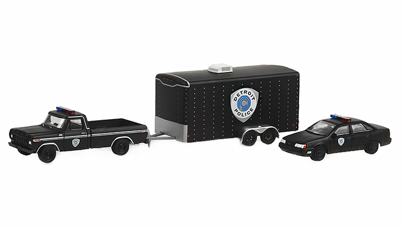Ford F-150 Pick-up + Ford Taurus Policie + přívěs Robocop 2 1:64 ...