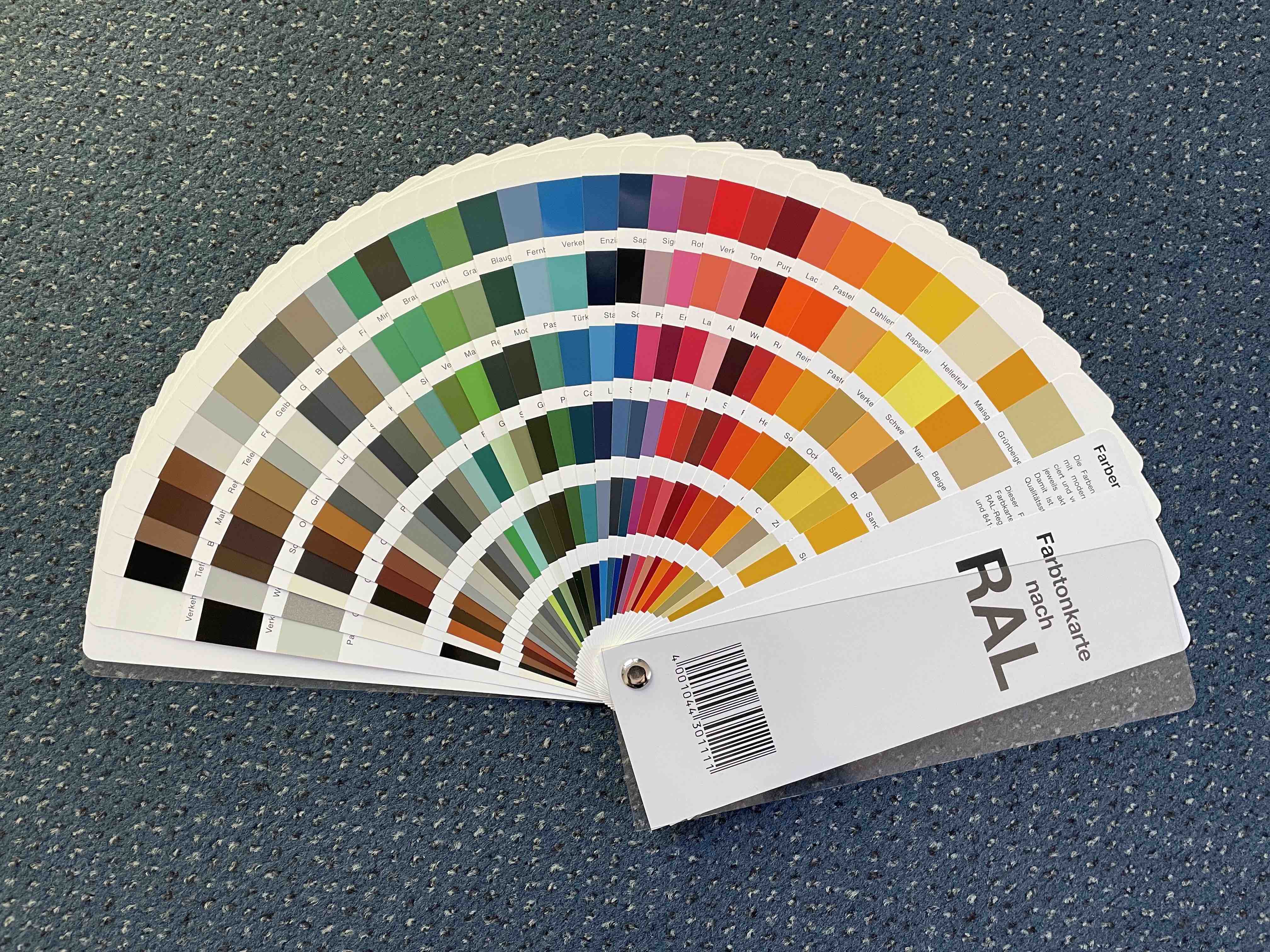 Hahn Color RAL VZORNÍK - Barvy na dřevo.cz - Specialista na nátěry dřeva