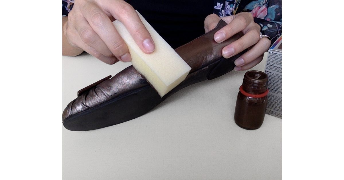 Jak doma nabarvit letní kožené balerínky | Bronzová barva na boty ...