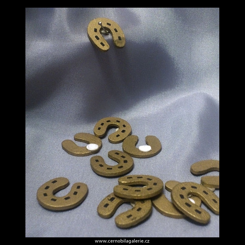 Podkova - cernobilagalerie.cz