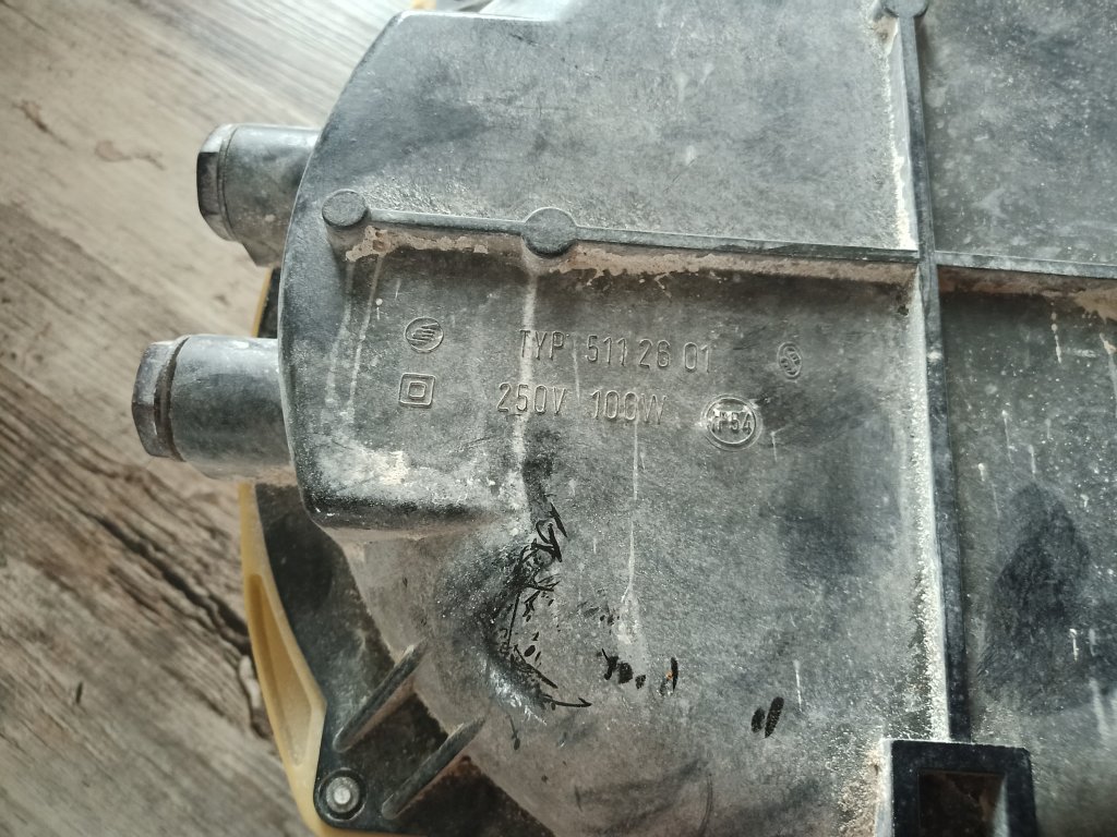 Staré industriální světlo svítidlo bochník velký IP65 100W 511 26 01 - DANAPO - David Černý