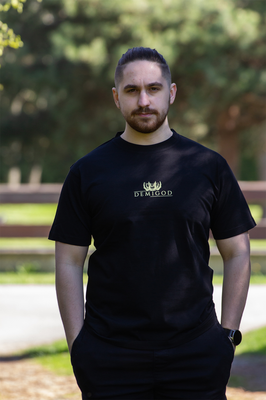 O Značce Demigod