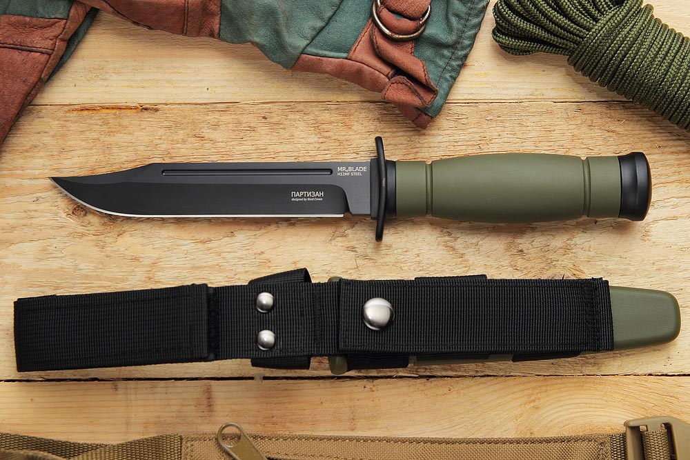 Partisan green - Empire of Knives