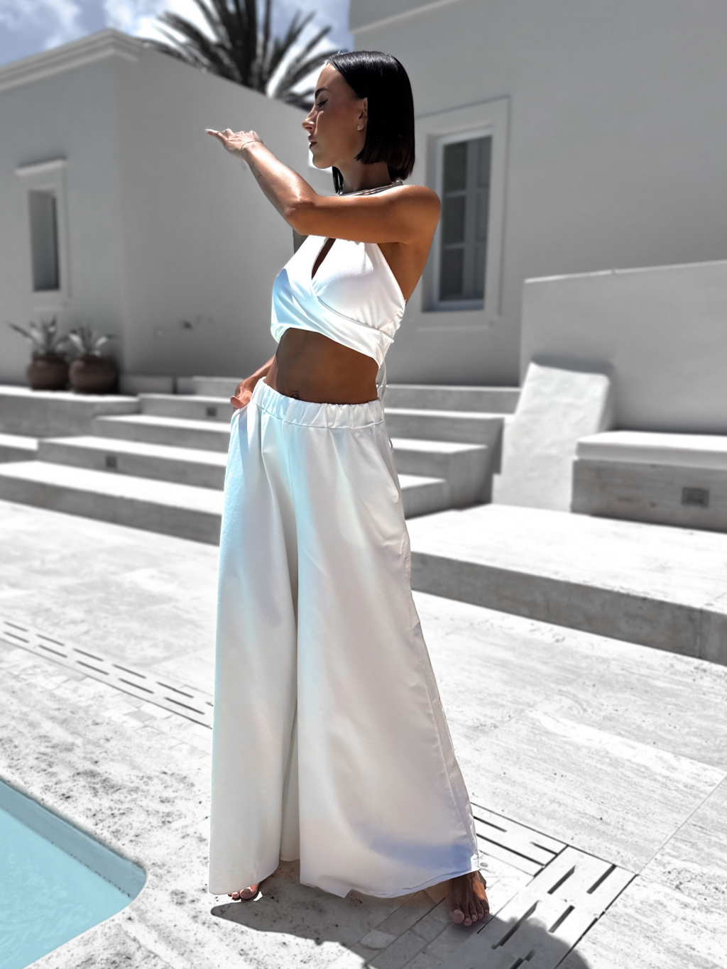 Bílé tepláky LADENS se širokými nohavicemi | Erika Fashion