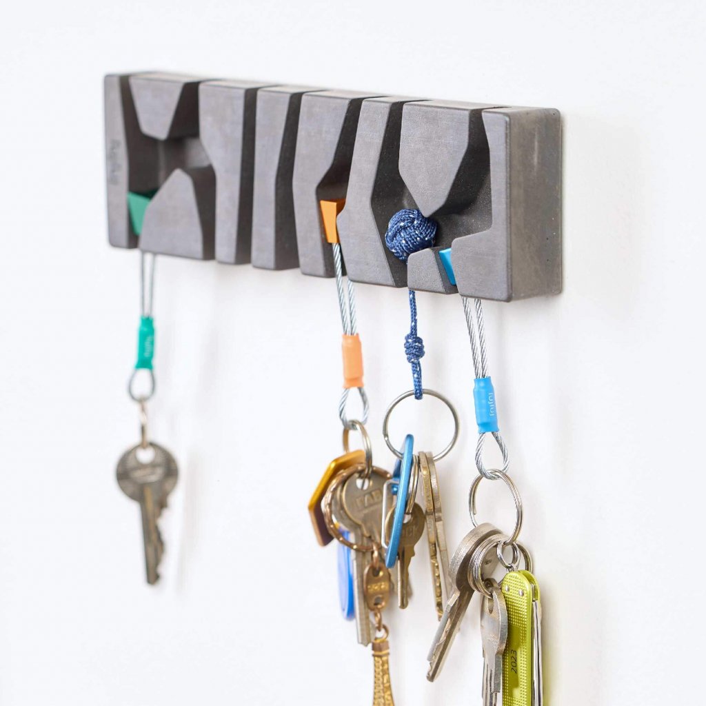 Key Holder for Climbers – Concrete - Fujfuj Key Holder for Climbers – Concrete - Fujfuj