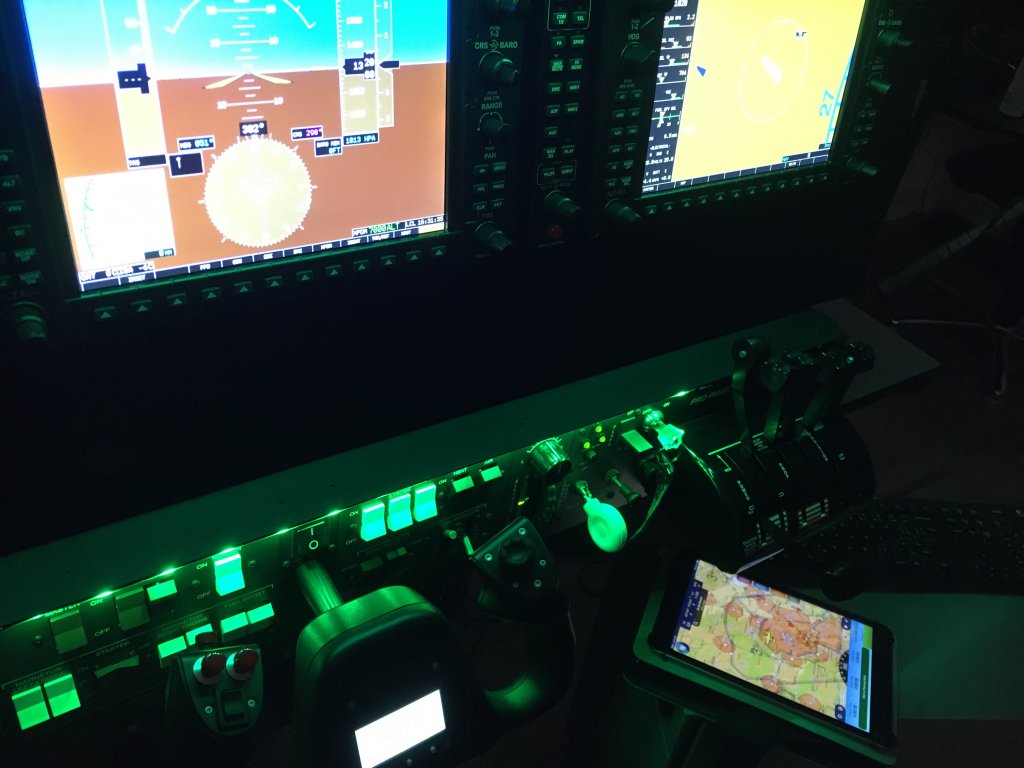 REAL SIM GEAR G1000 PFD + MFD (COMPLETE SUITE) - High In The Sky