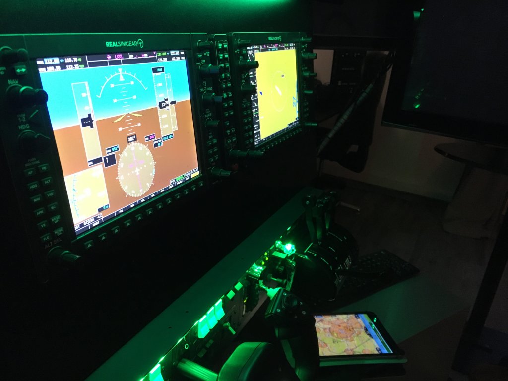 REAL SIM GEAR G1000 PFD + MFD (COMPLETE SUITE) - High In The Sky