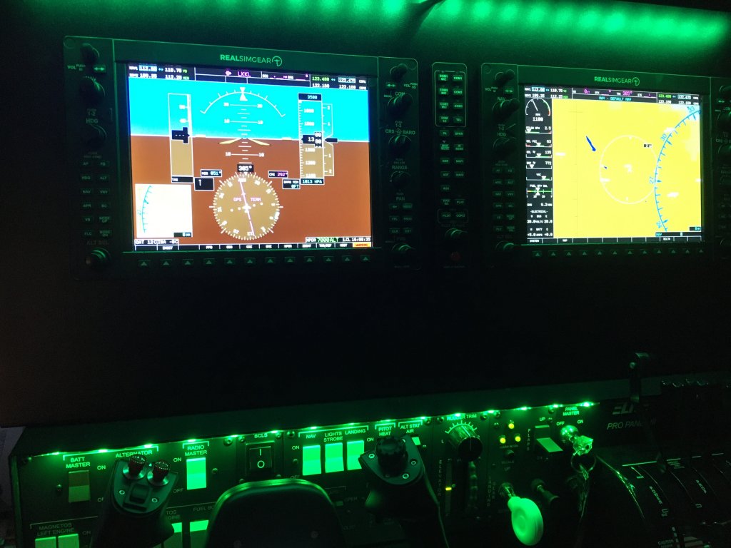 REAL SIM GEAR G1000 PFD + MFD (COMPLETE SUITE) - High In The Sky