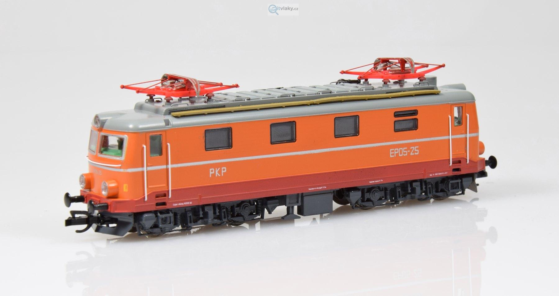 TT - Elektrická lokomotiva PKP EP05-25 / MTB EP05-25 - itvlaky.cz