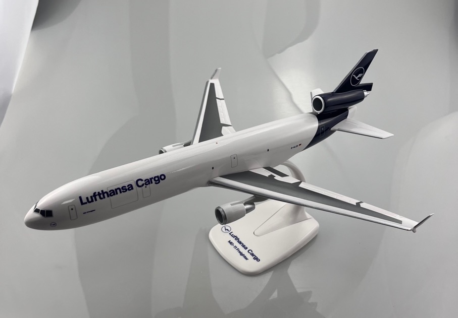 Lufthansa Cargo McDonnell Douglas MD11F - Jumbolino-model.com