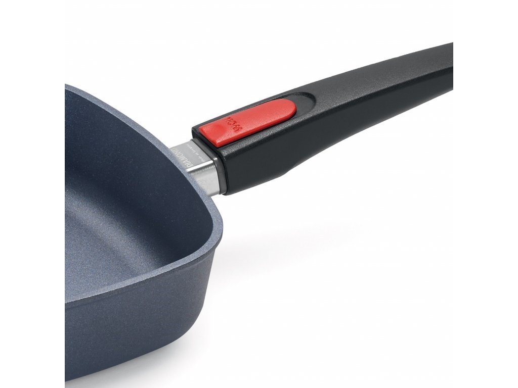 Titanium Pan 30 X 26 Cm With Removable Handle Diamond Lite Woll