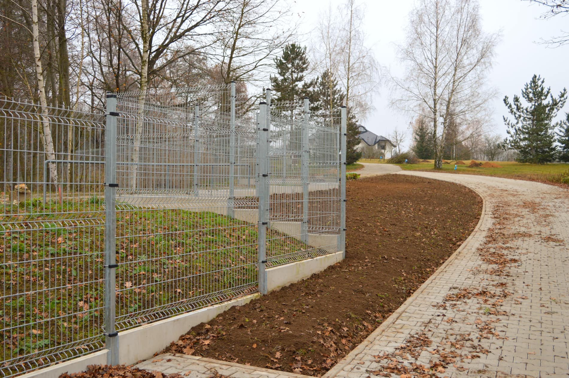 Ukázka realizace plotu - Štěnovice | Pletiva Dobrý