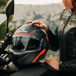 Překlápěcí helmy na motorku | Překlápěcí přilby | Motojomax.cz