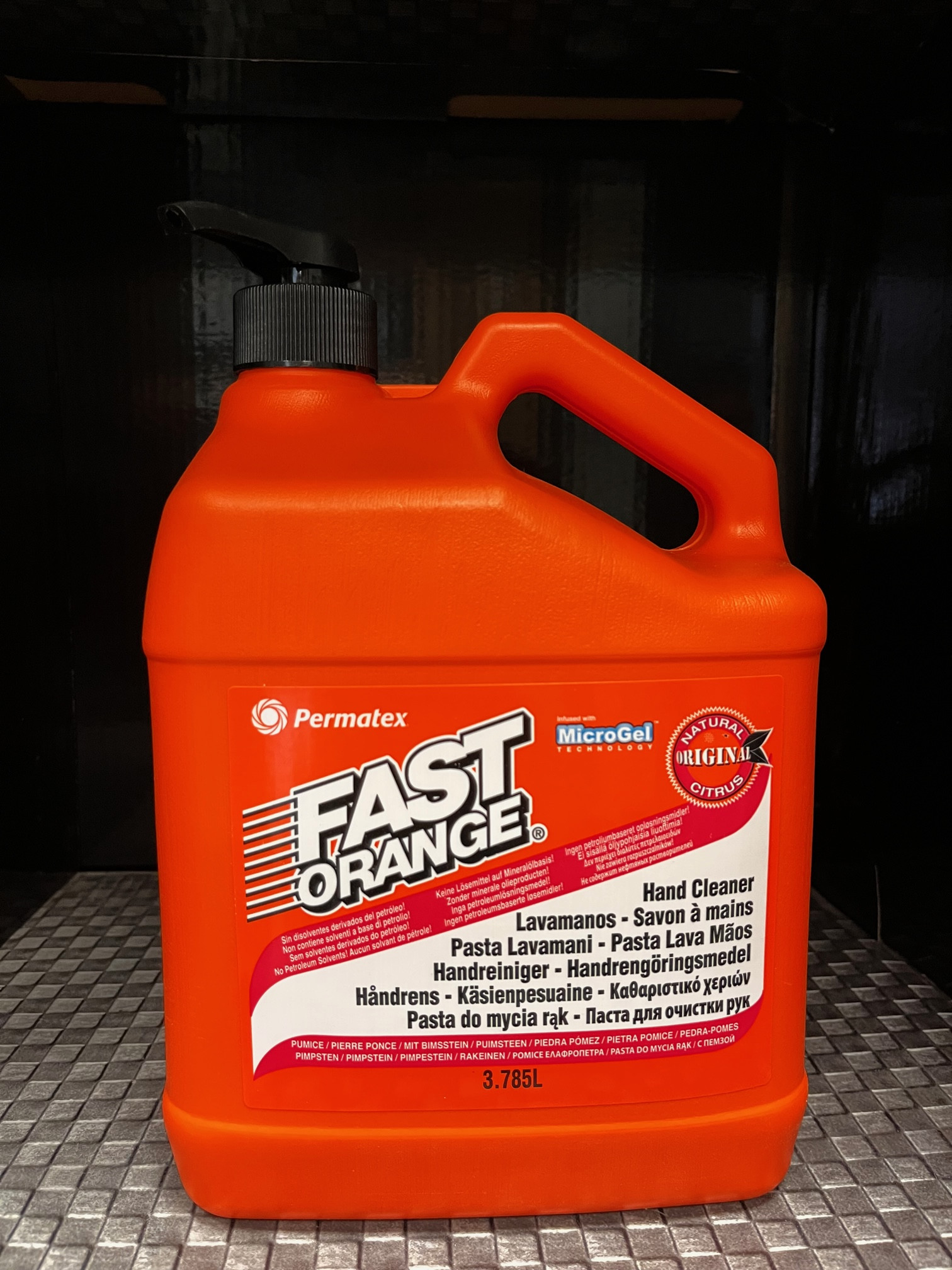 Fast orange hand cleaner 3,78L - motorove-oleje.eu
