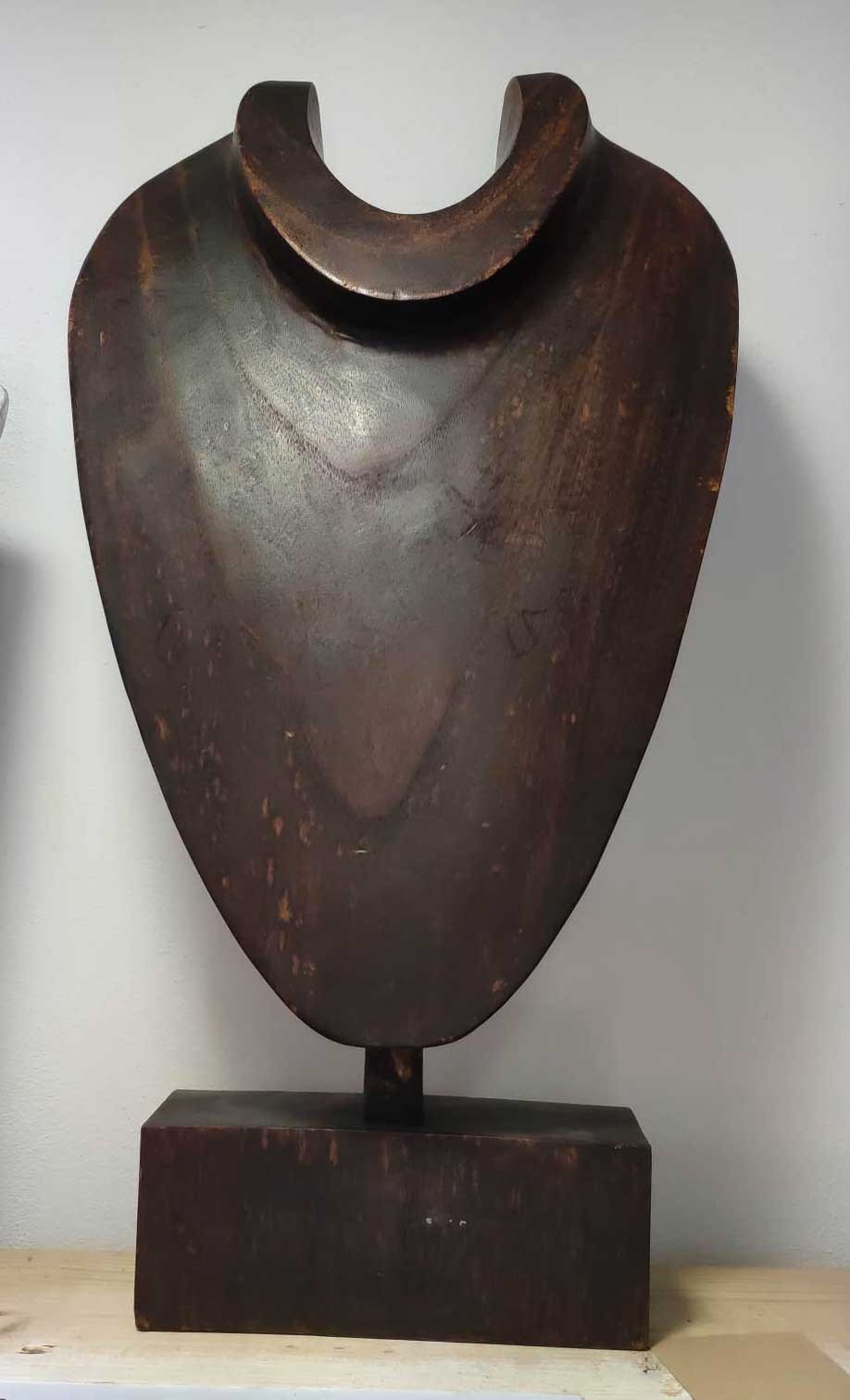 Dřevěný stojan - torzo na šperky 50cm - Originální Design