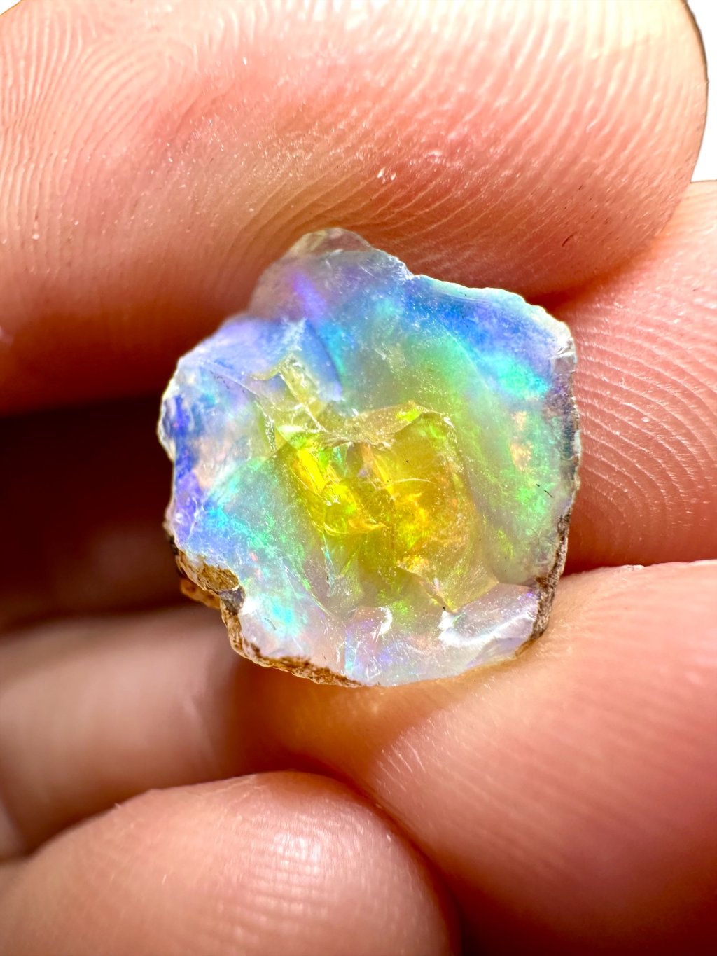 Precious opals - PeltramMinerals