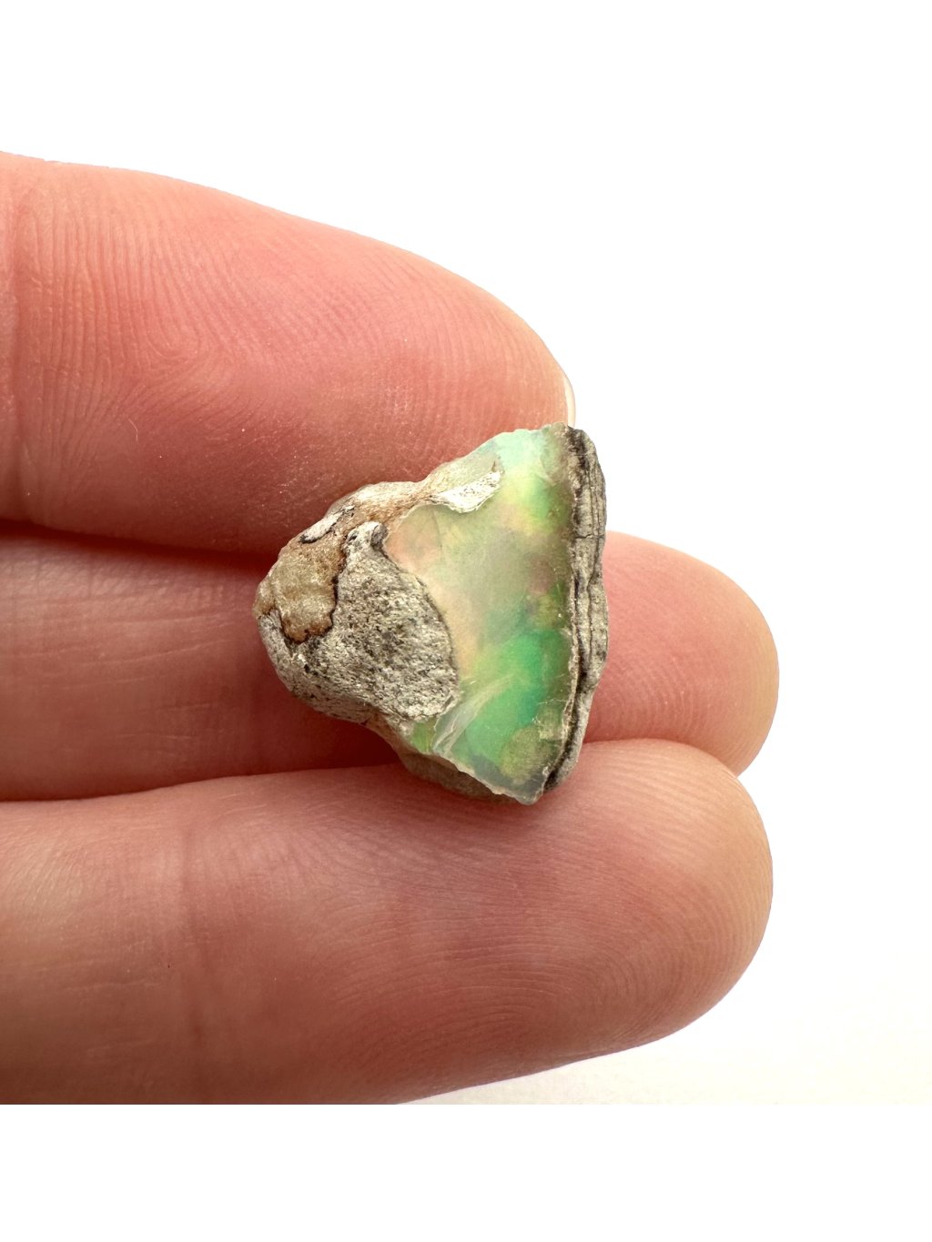 Precious opals - PeltramMinerals