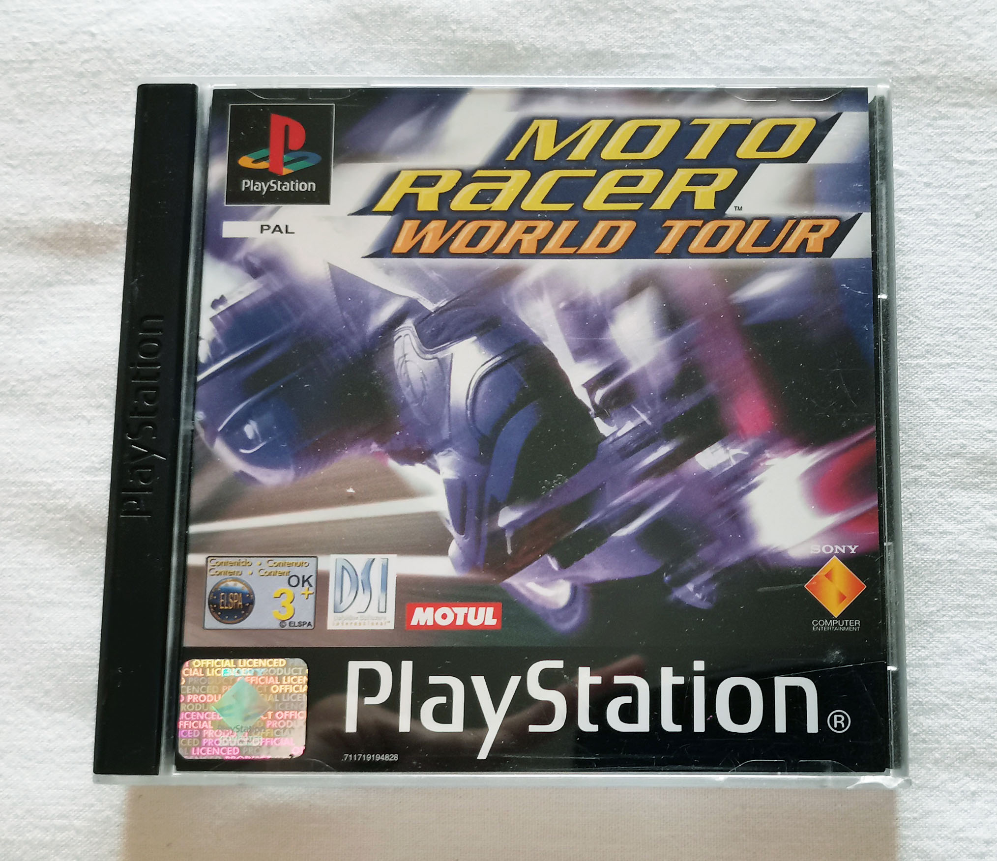 PS1 - Moto Racer World Tour - PSko.cz