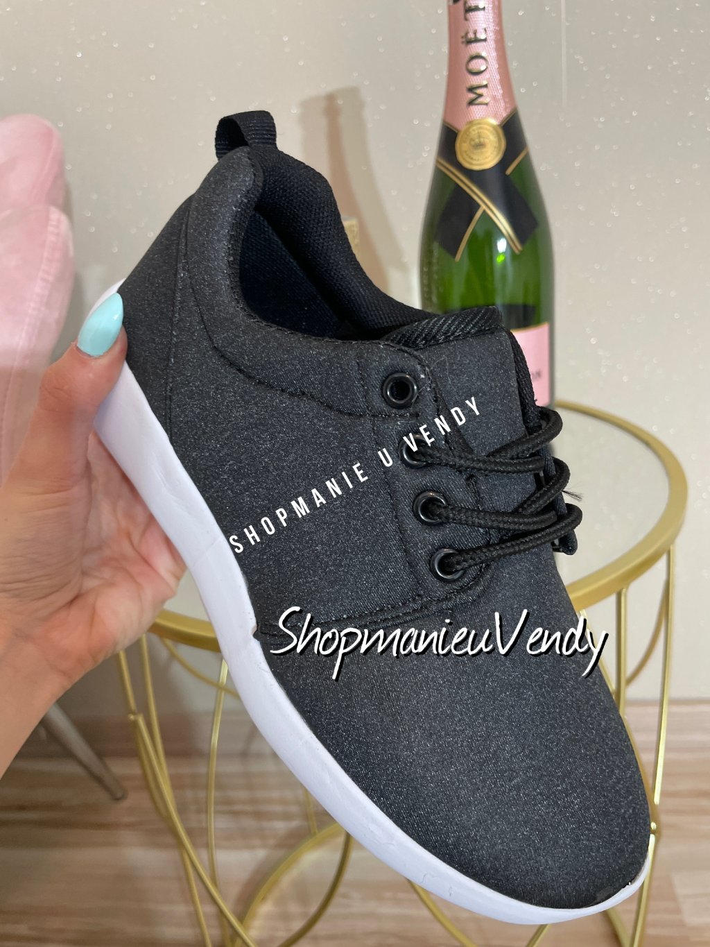 Černé botasky "LISA" - shopmanieuvendy.cz