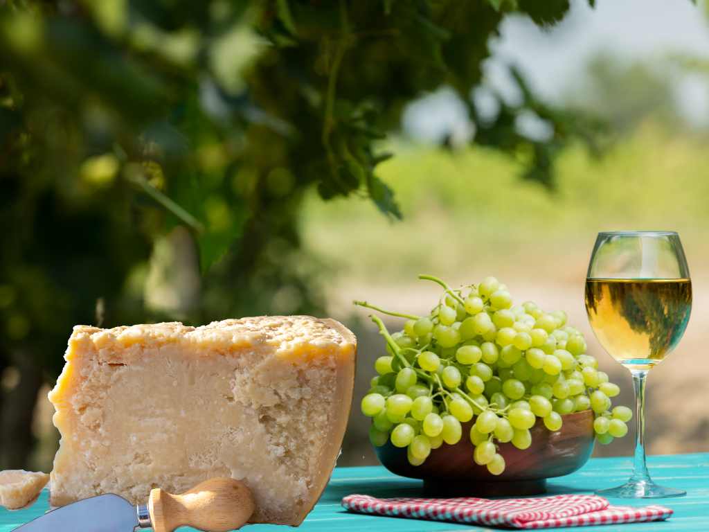 Vybíráme sýry k vínu | Vezeme sýry