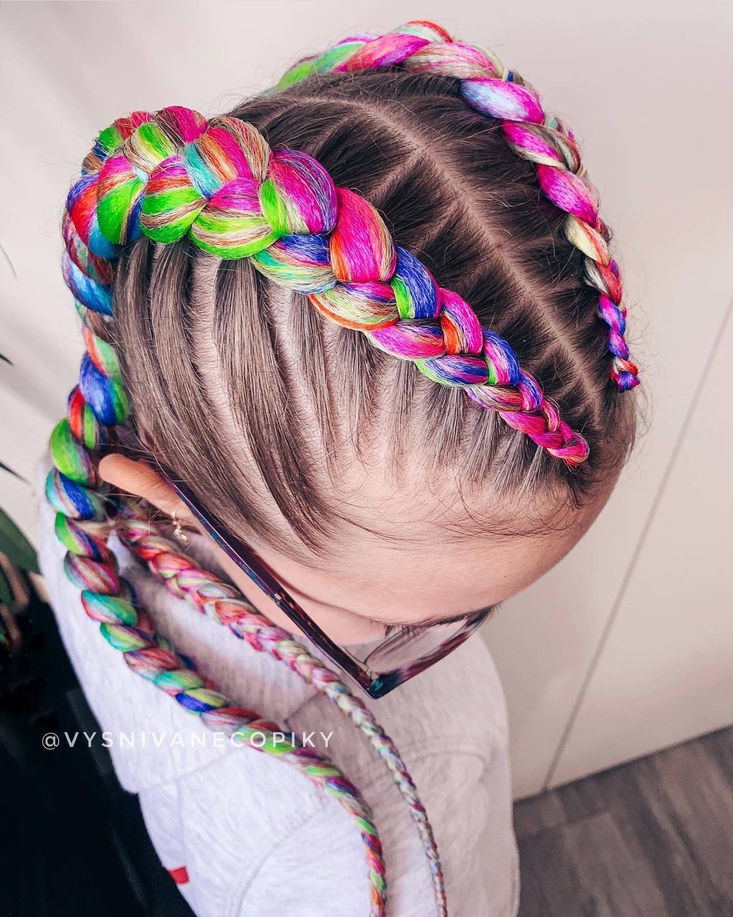 Klasifikácia účesov - VYSNÍVANÉ COPÍKY