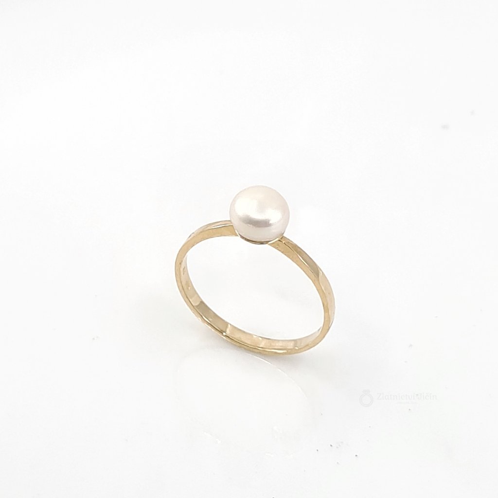 Zlatý prsten s perlou - Zlatnictví Jičín